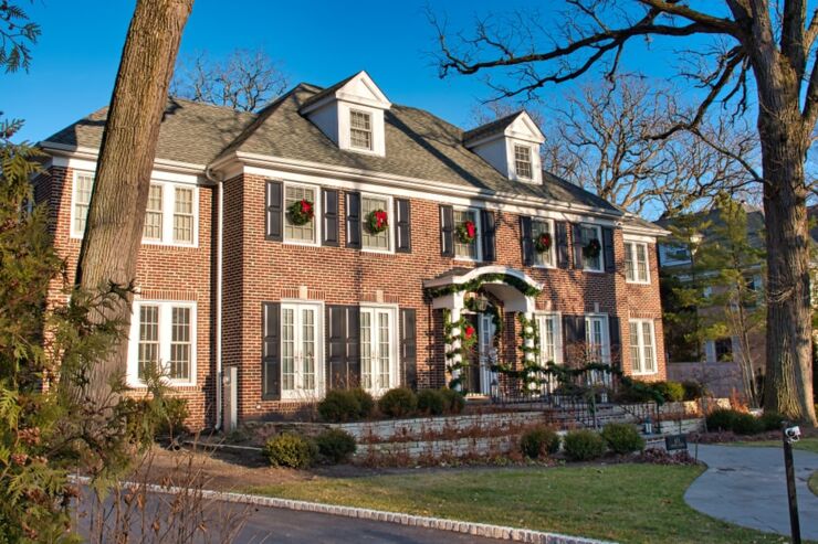 'Home Alone' Mansion Hits the Market | Enness Global